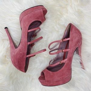 Gucci | Shoes | Gucci Rose Suede Pump Size 38 | Poshmark